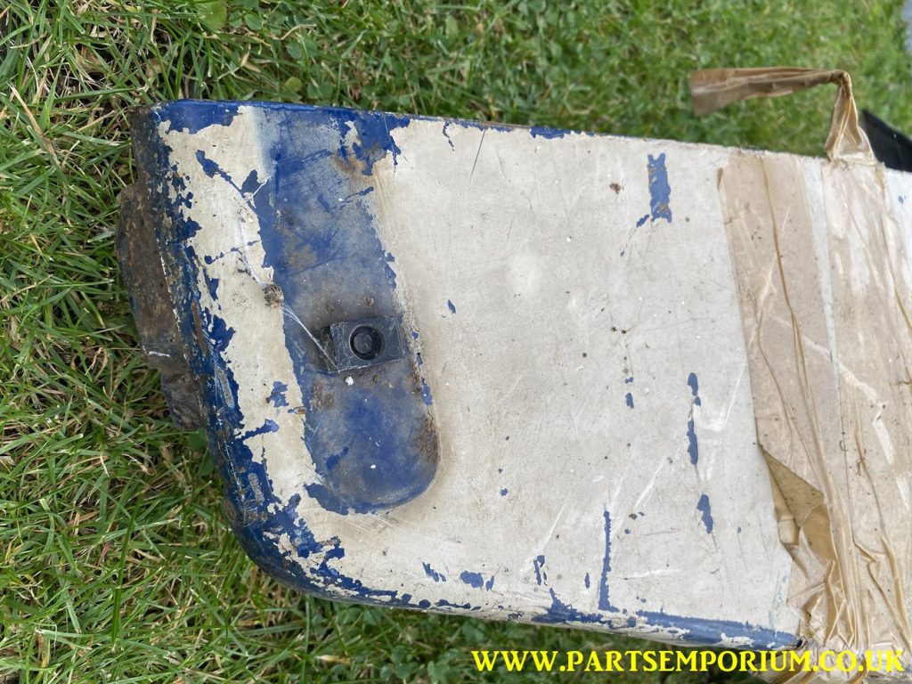 Early Type 3 Front Wing Right – Parts Emporium
