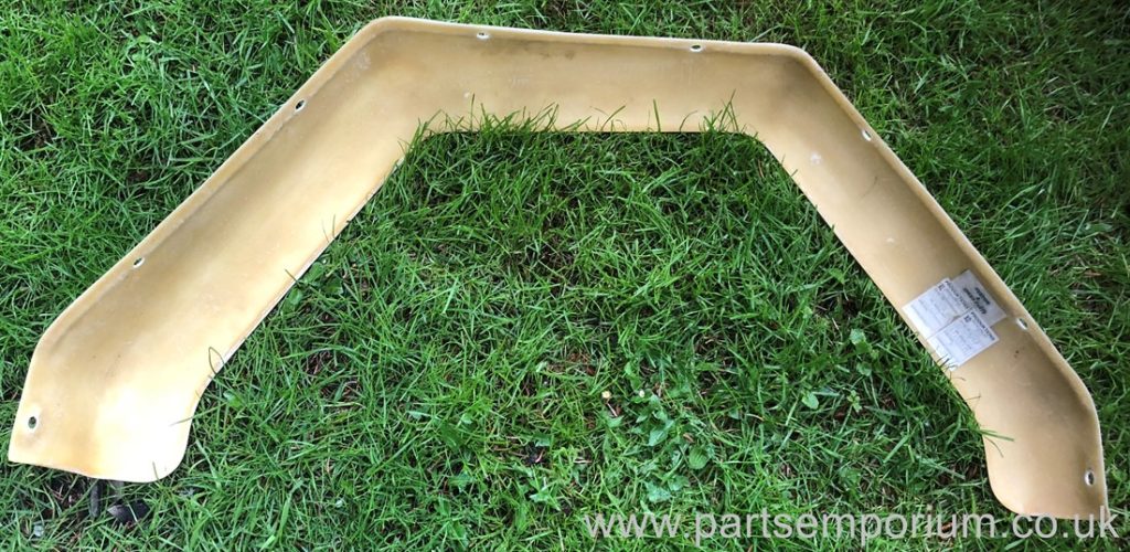 Fibreglass Trekker rear wings – Parts Emporium