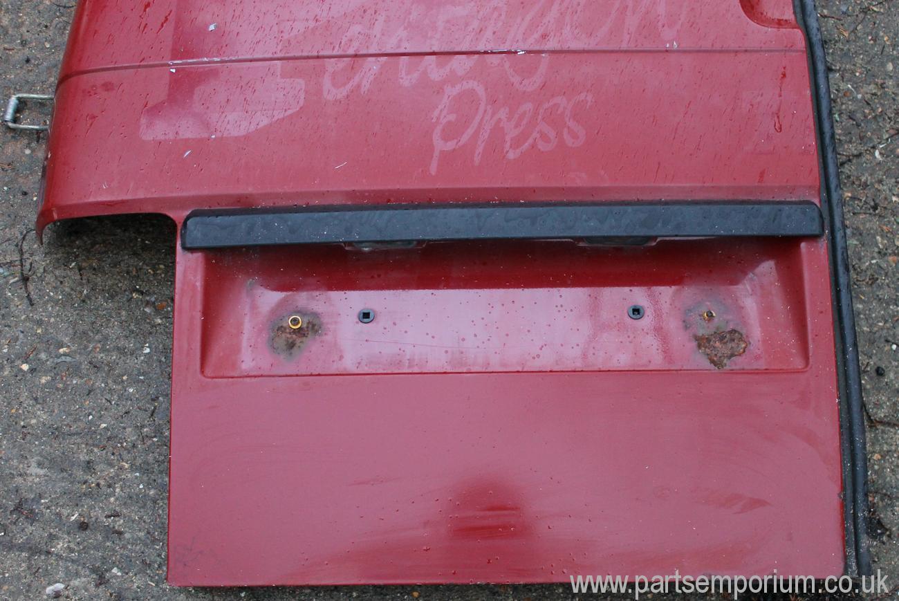 VW T4 Transporter rear barn door near side – Parts Emporium