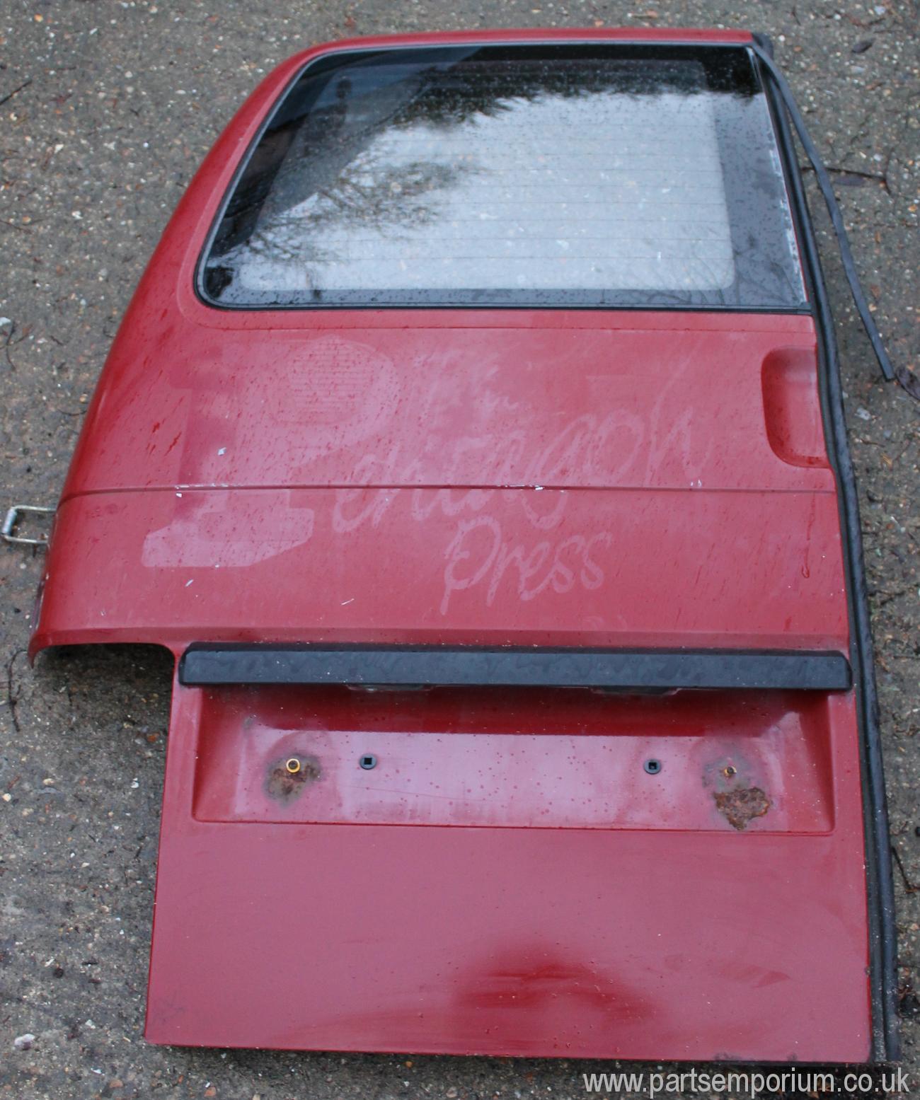 VW T4 Transporter rear barn door near side – Parts Emporium