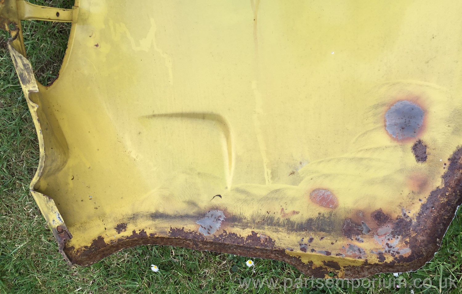 VW Type 3 rear wing – Parts Emporium