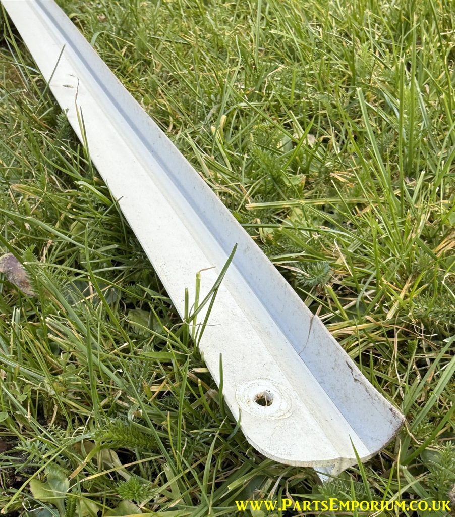 Devon Bay Window Pop Top and Bunks – Parts Emporium